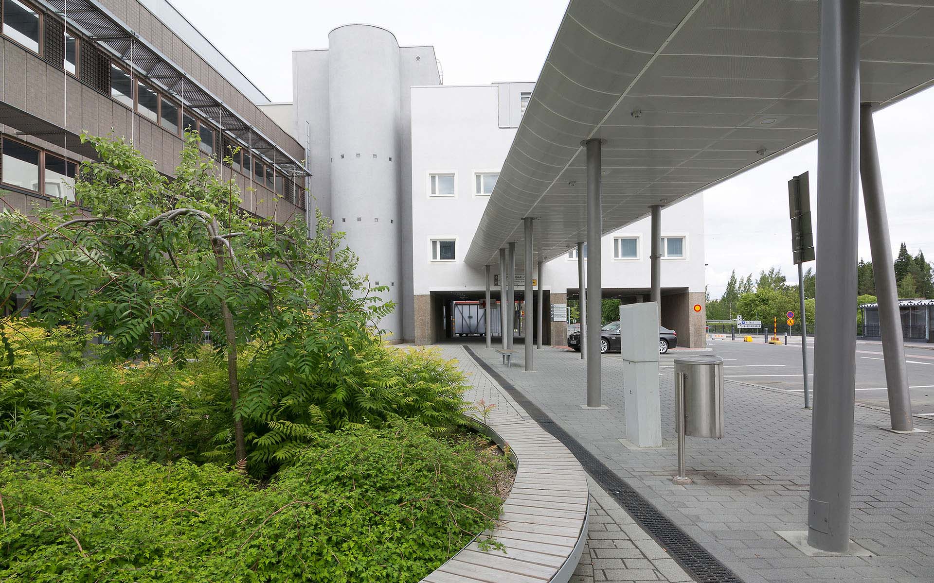 Yard areas of the Kuopio University Hospital - Partanen & Lamusuo Ltd.